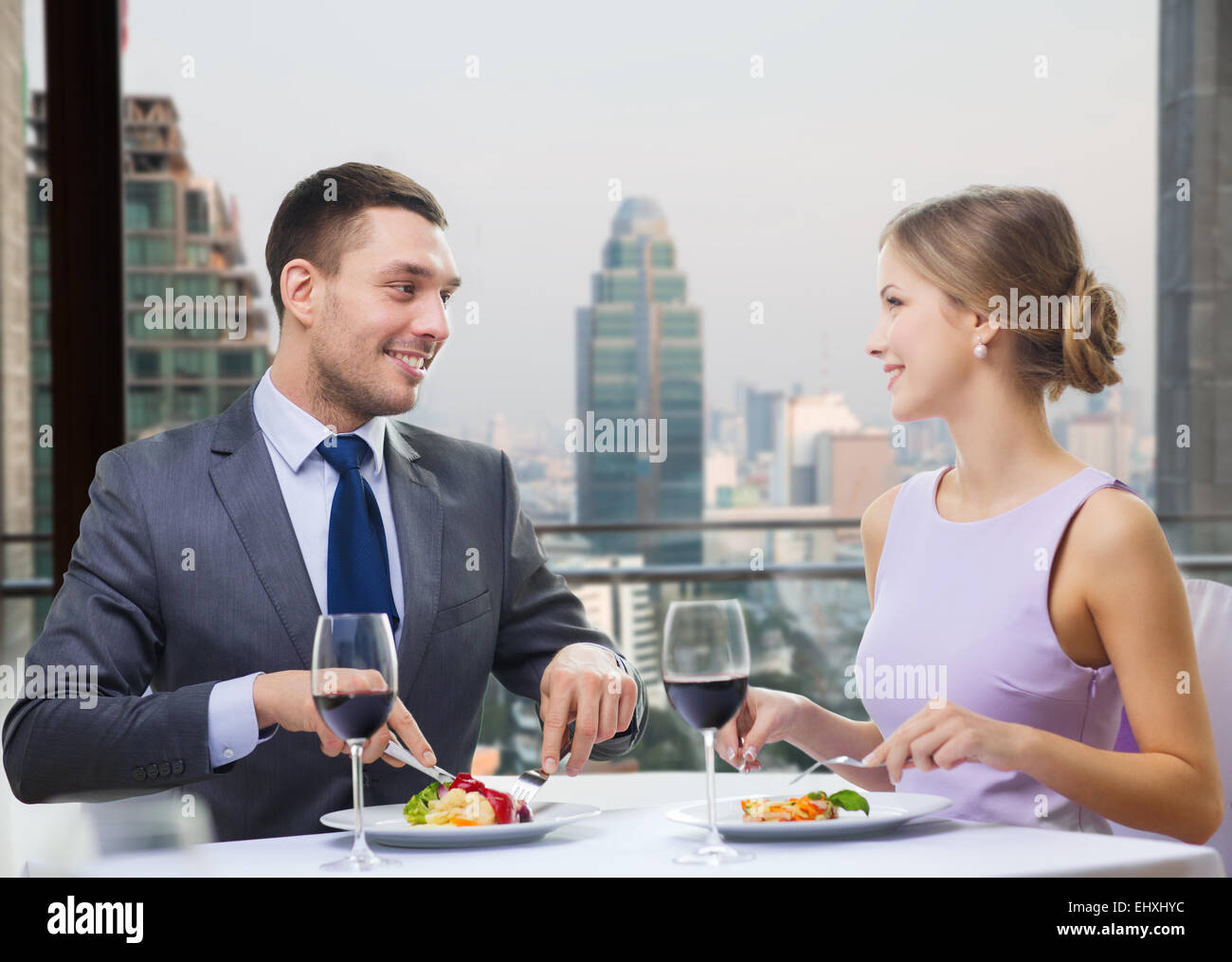 Eating and talking hi-res stock photography and images - Alamy