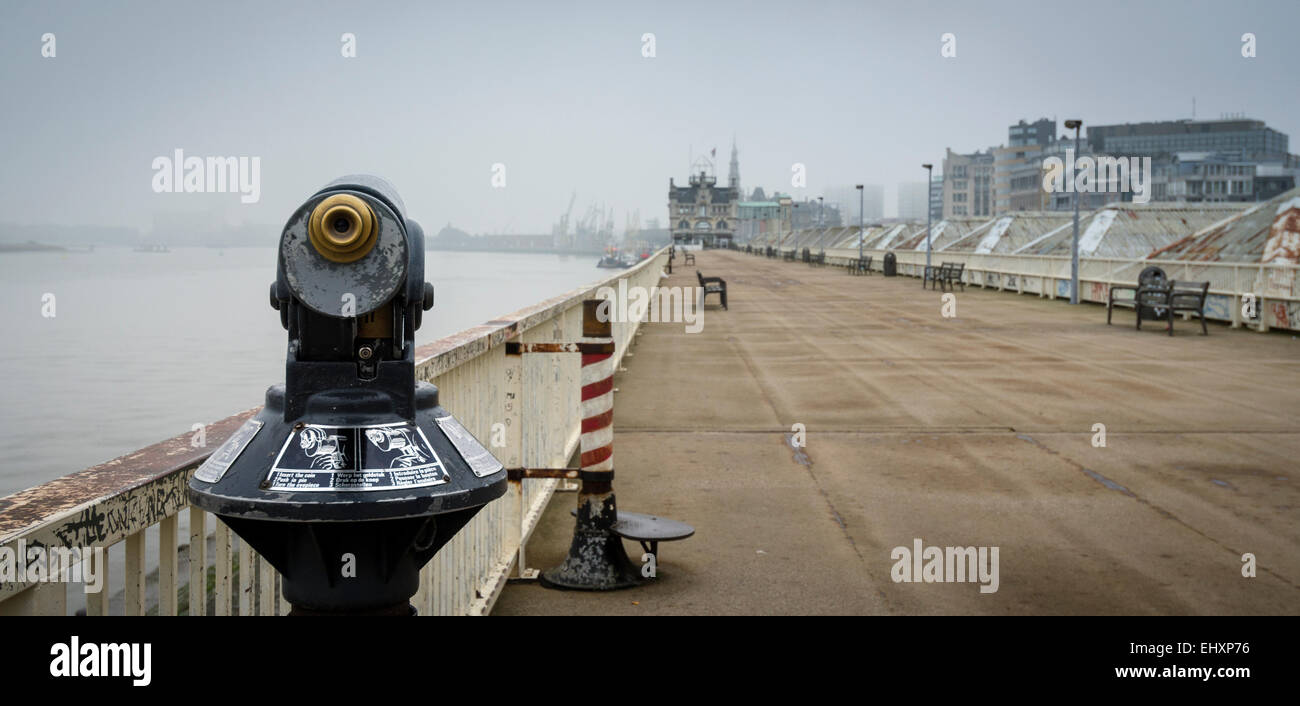 Antwerp riverfront hi-res stock photography and images - Alamy