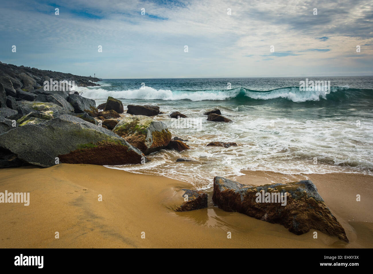 Newport beach jetty hi-res stock photography and images - Alamy