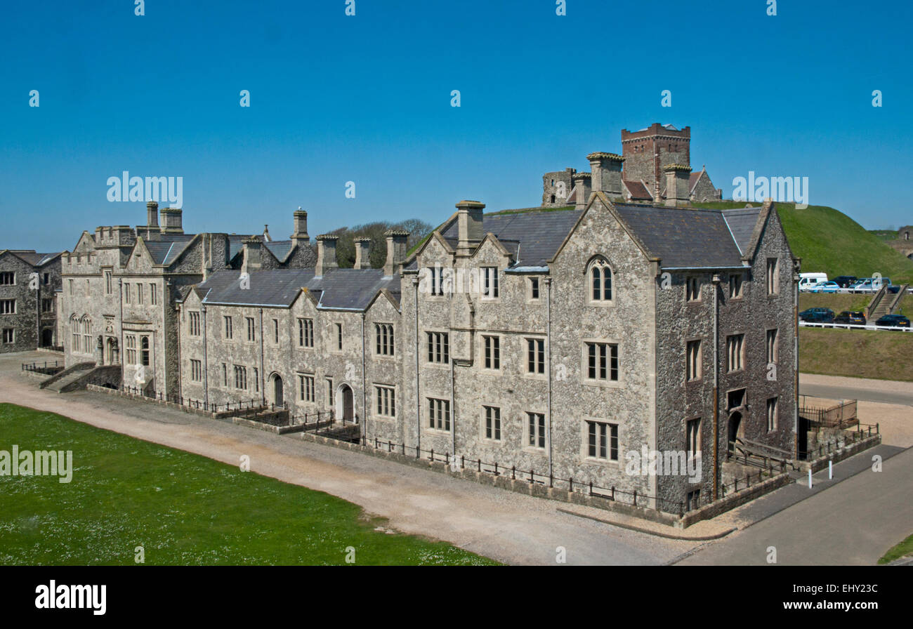 Medieval barracks hi-res stock photography and images - Alamy