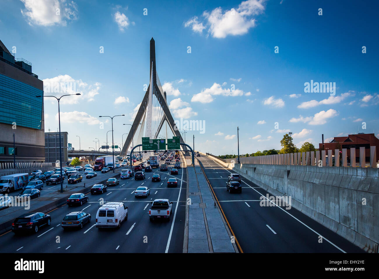 Blue bridge traffic rush modern hi-res stock photography and images - Alamy