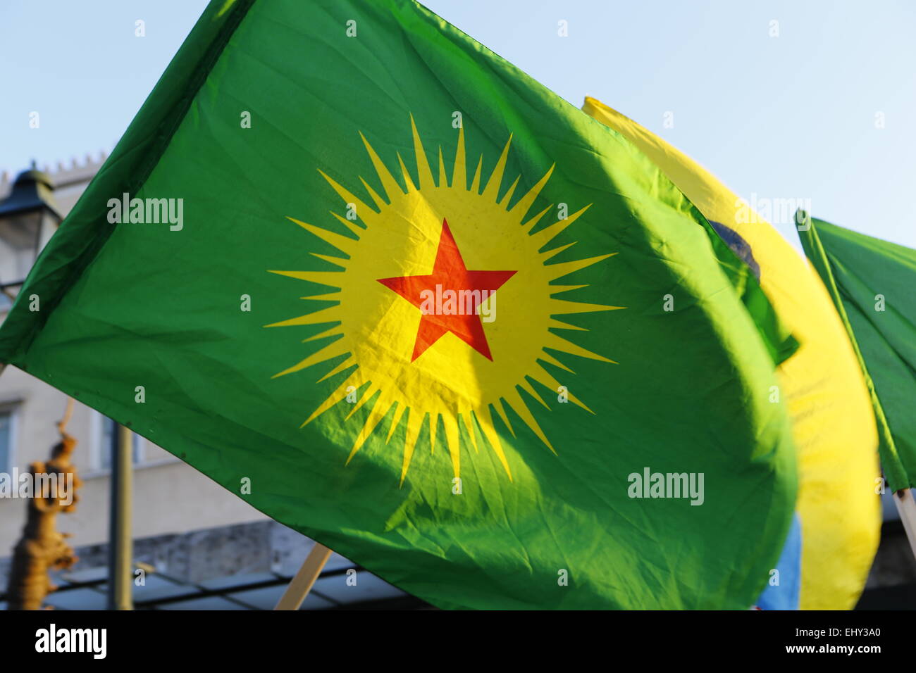 Kurdish flag hi-res stock photography and images - Alamy