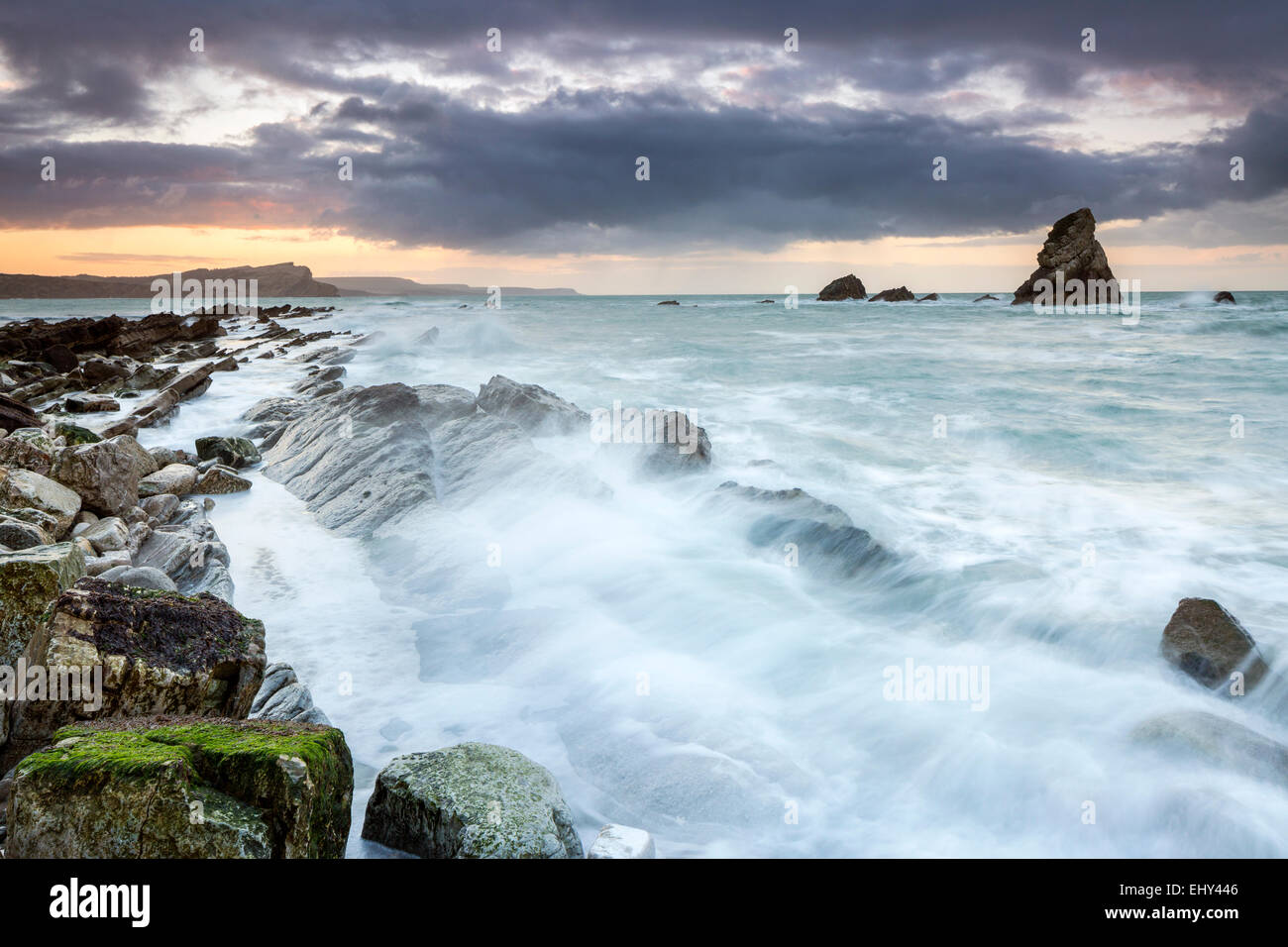 Mupe bay and bacon hole hi-res stock photography and images - Alamy