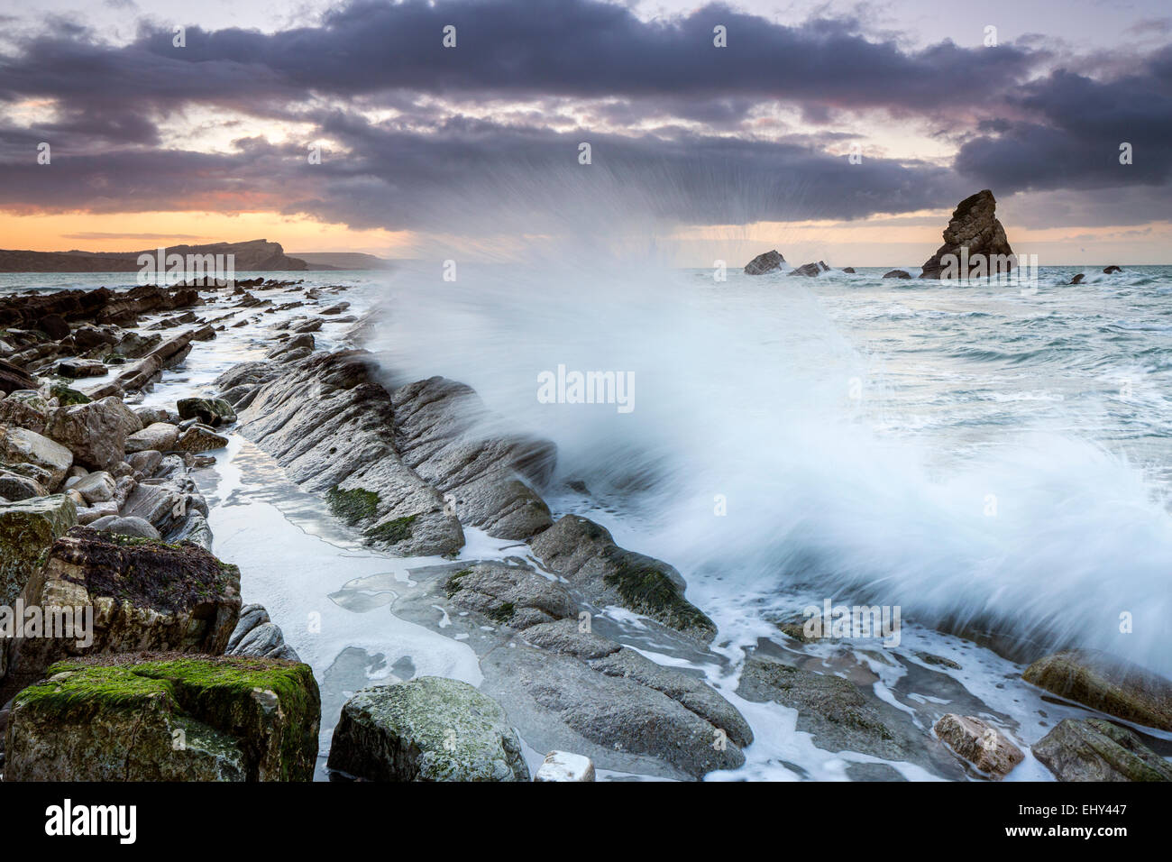 Mupe Ledges and Mupe Rocks at Mupe Bay, Jurassic Coast, UNESCO World ...