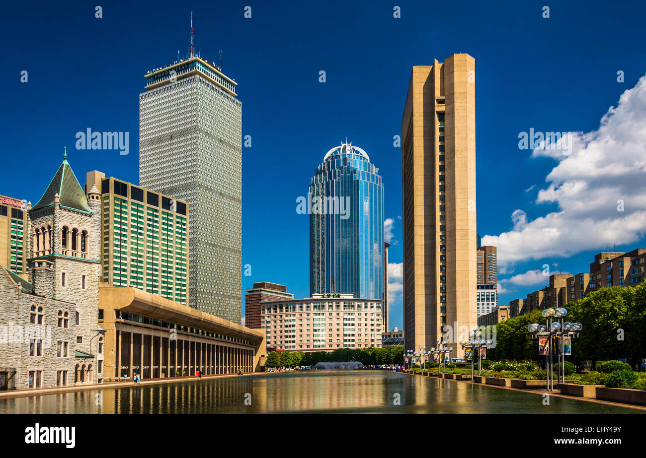 Christian science plaza reflecting hi-res stock photography and images ...