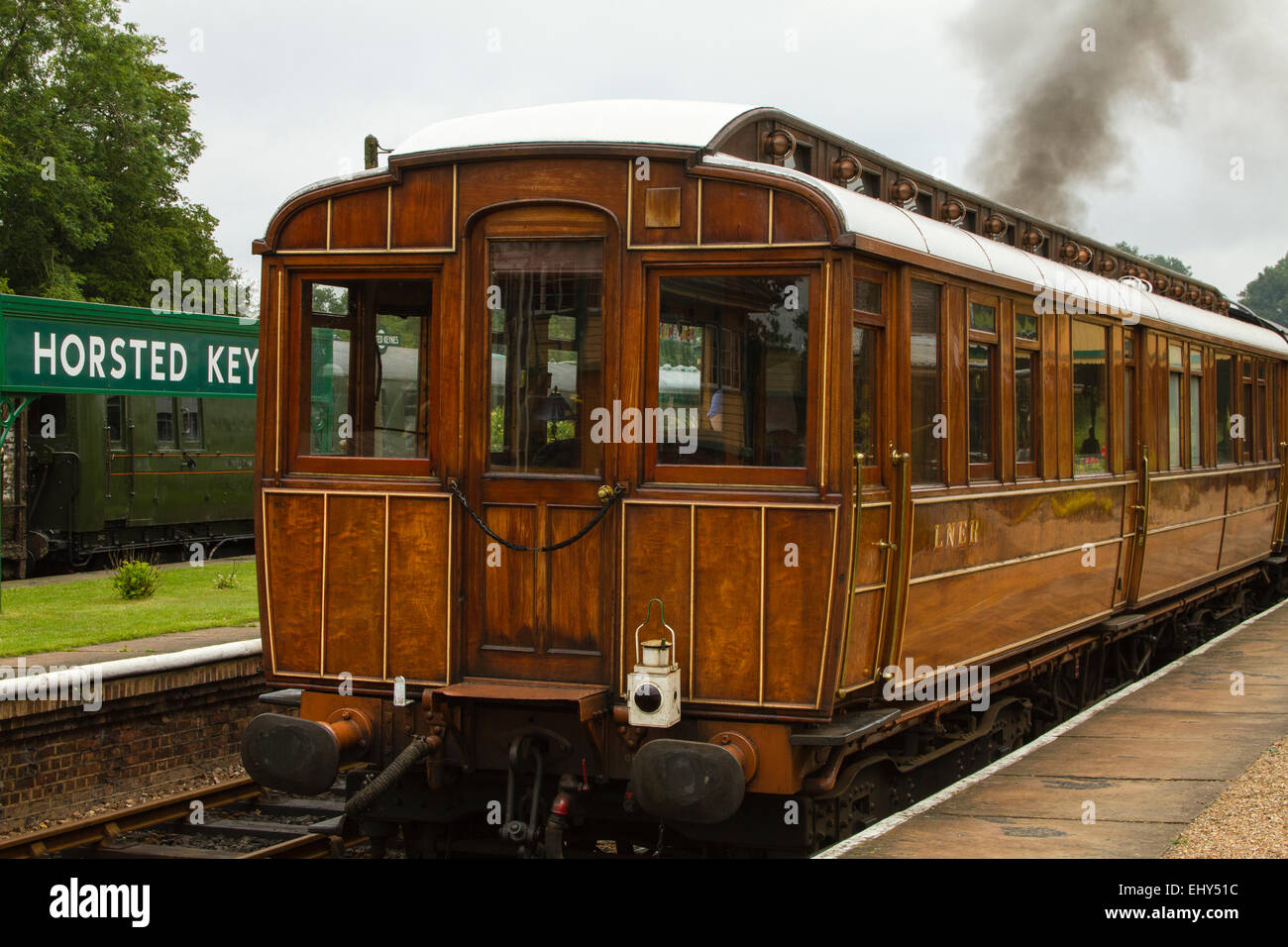 Bluebell railway saloon hi-res stock photography and images - Alamy