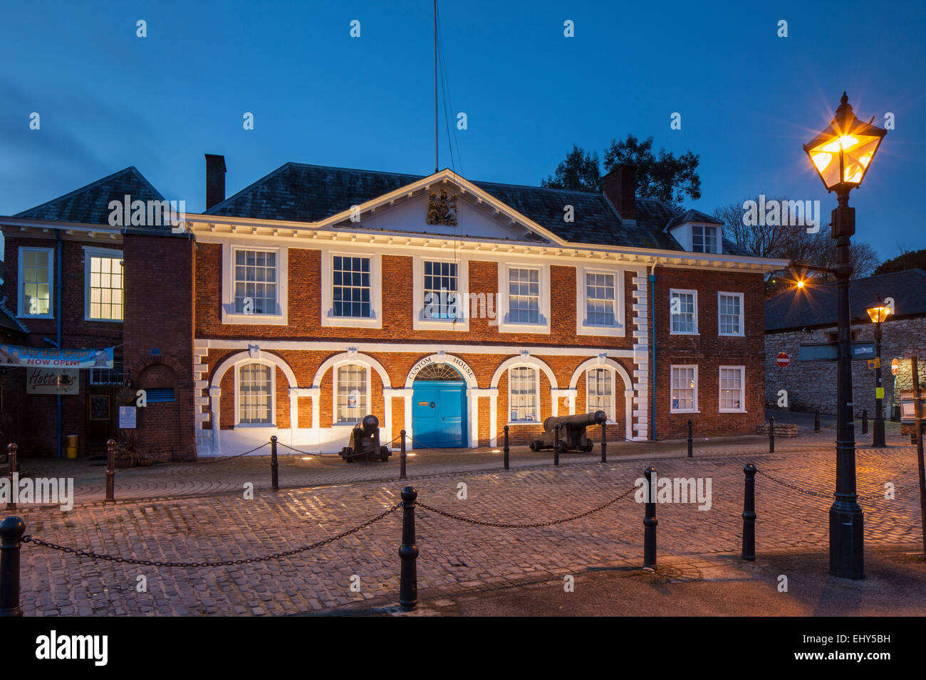 Historic custom house hi-res stock photography and images - Alamy