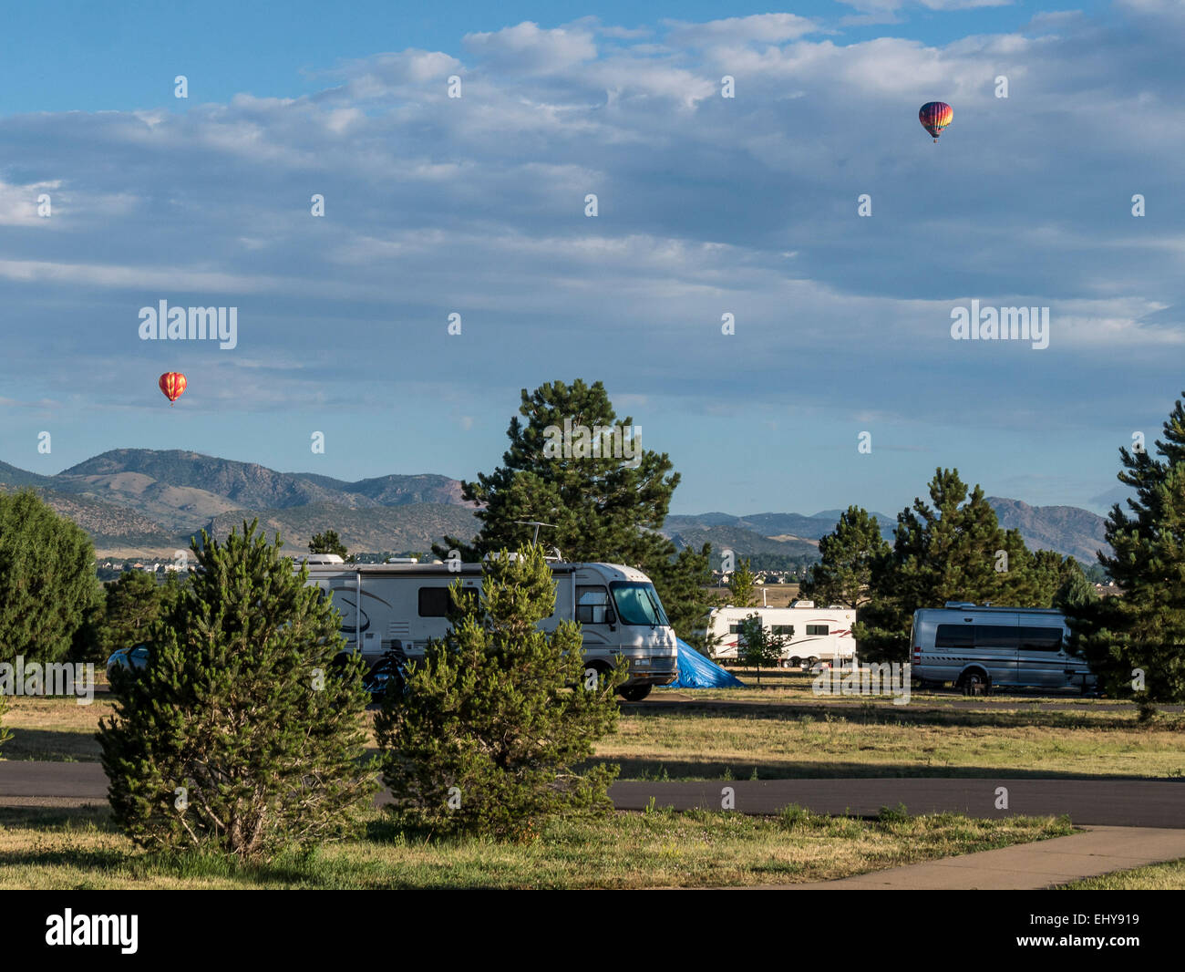 Balloons over Chatfield State Park, Littleton, Colorado Stock Photo - Alamy
