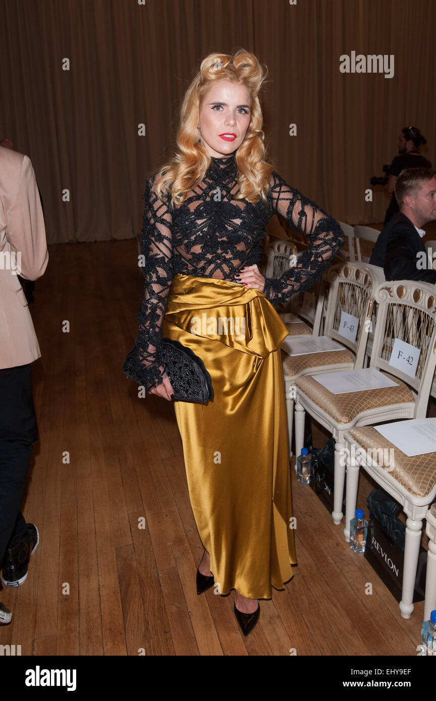 Marchesa front row catwalk held hi-res stock photography and images - Alamy