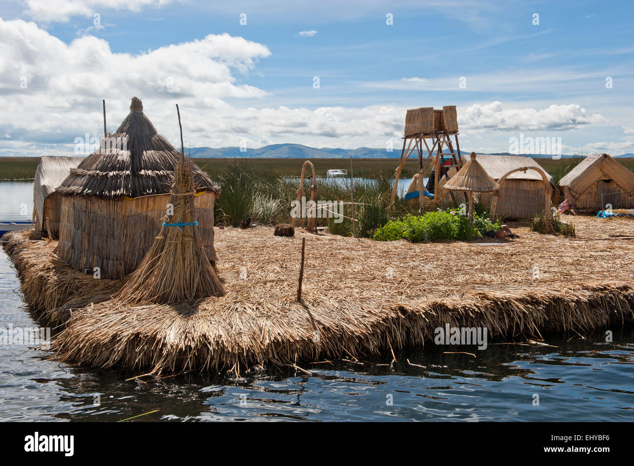 Building lake titicaca hi-res stock photography and images - Alamy