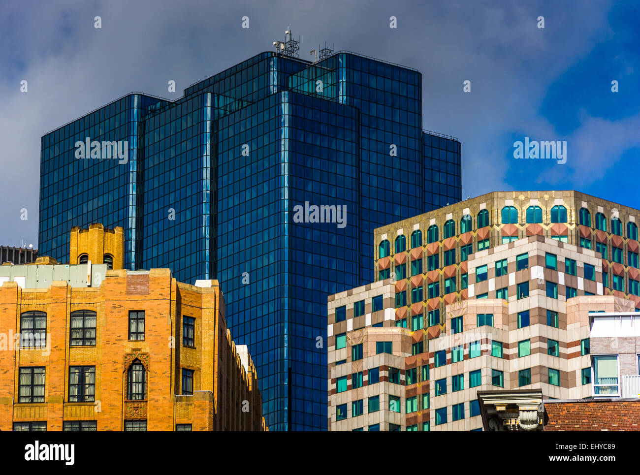 Building tops hi-res stock photography and images - Alamy