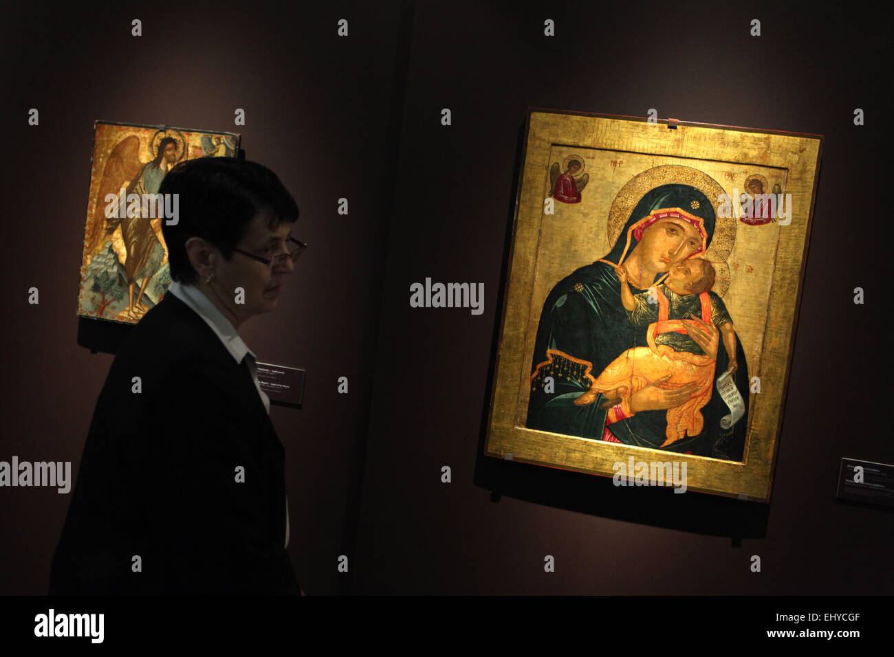 Icon of the virgin eleousa hi-res stock photography and images - Alamy