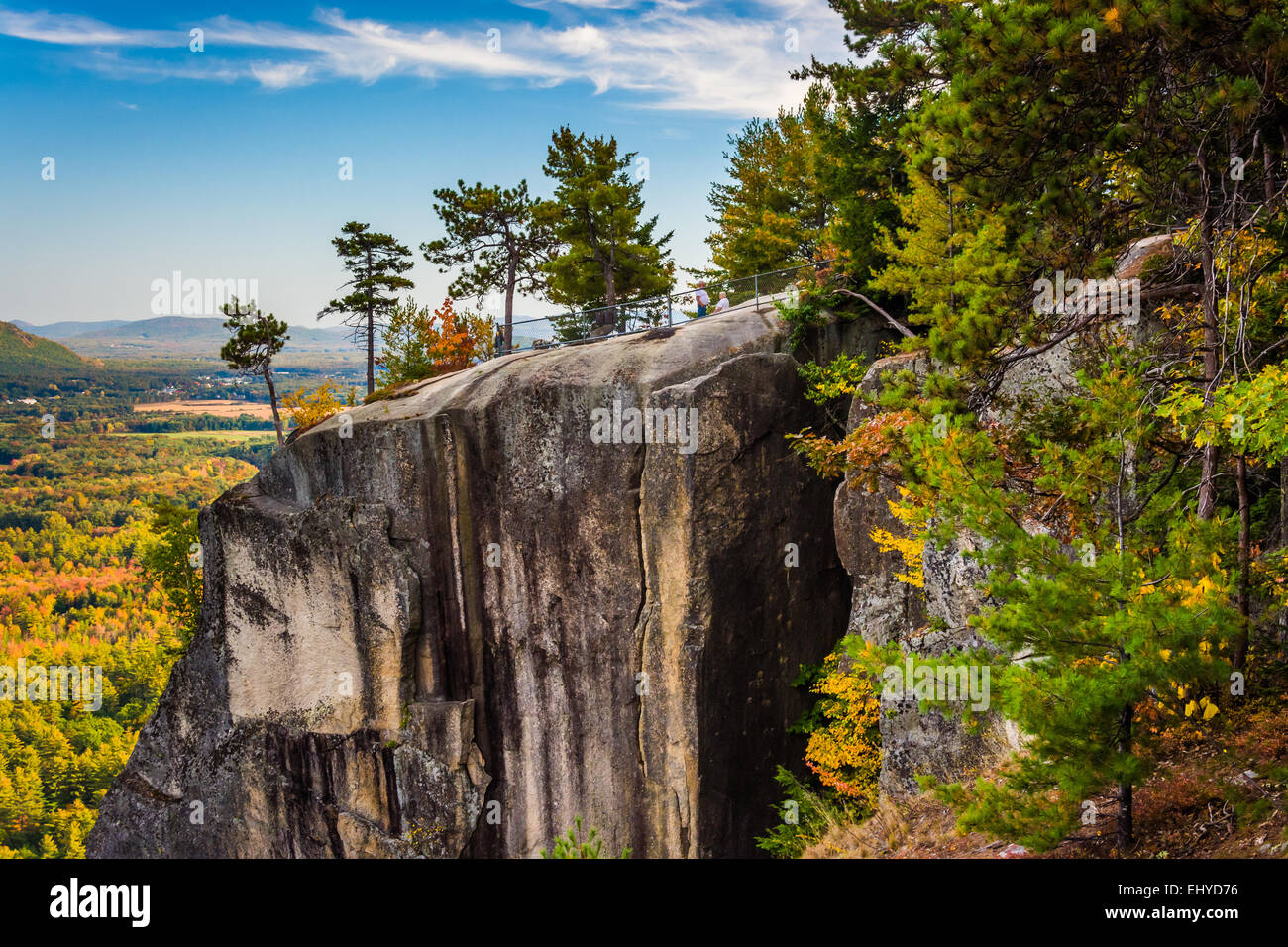 Cathedral ledge new hampshire hi-res stock photography and images - Alamy