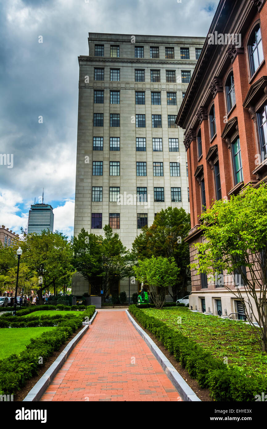 Walkway and garden in downtown Boston, Massachusetts Stock Photo - Alamy