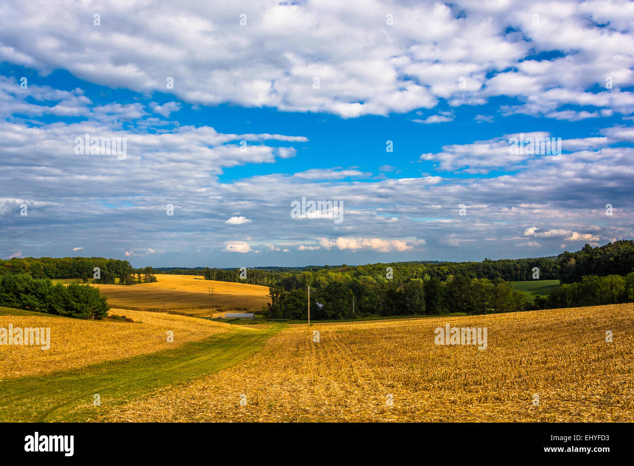 Beautiful farm fields hi-res stock photography and images - Alamy