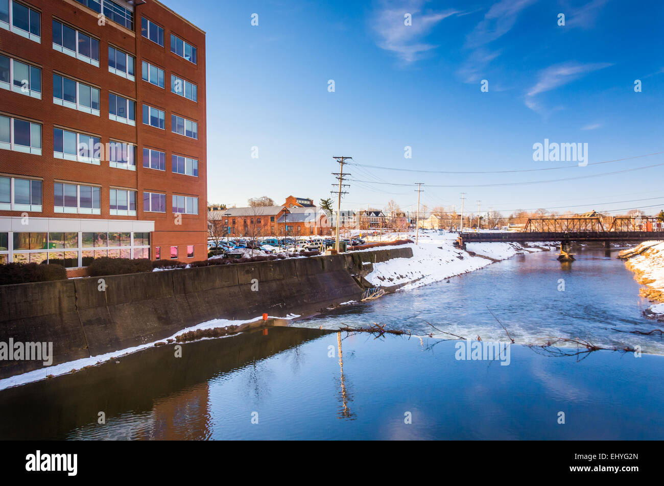 Dam park building hi-res stock photography and images - Alamy