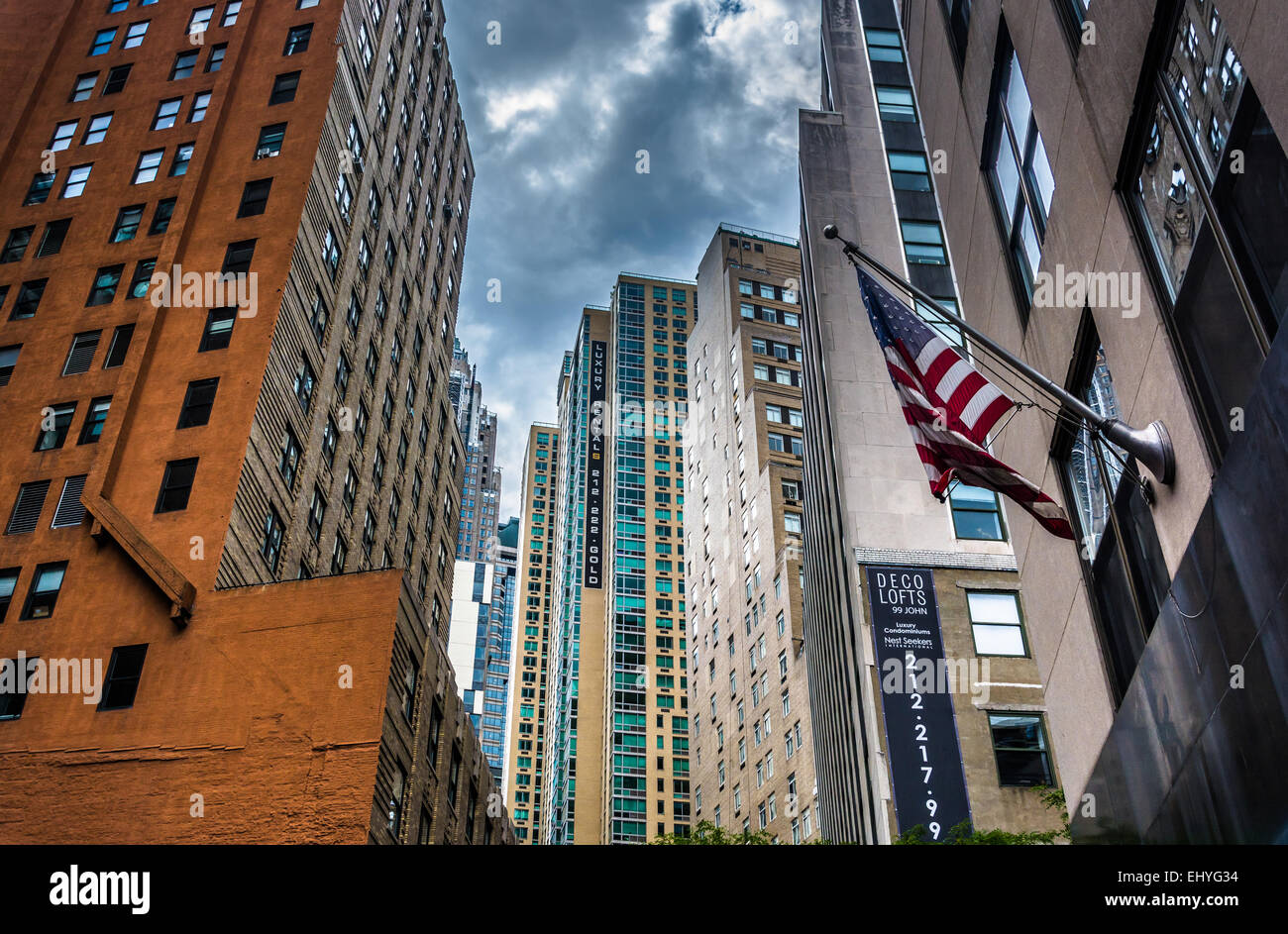 Cliff street hi-res stock photography and images - Alamy