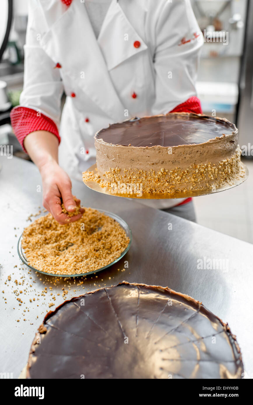 Making biscuit cake Stock Photo - Alamy