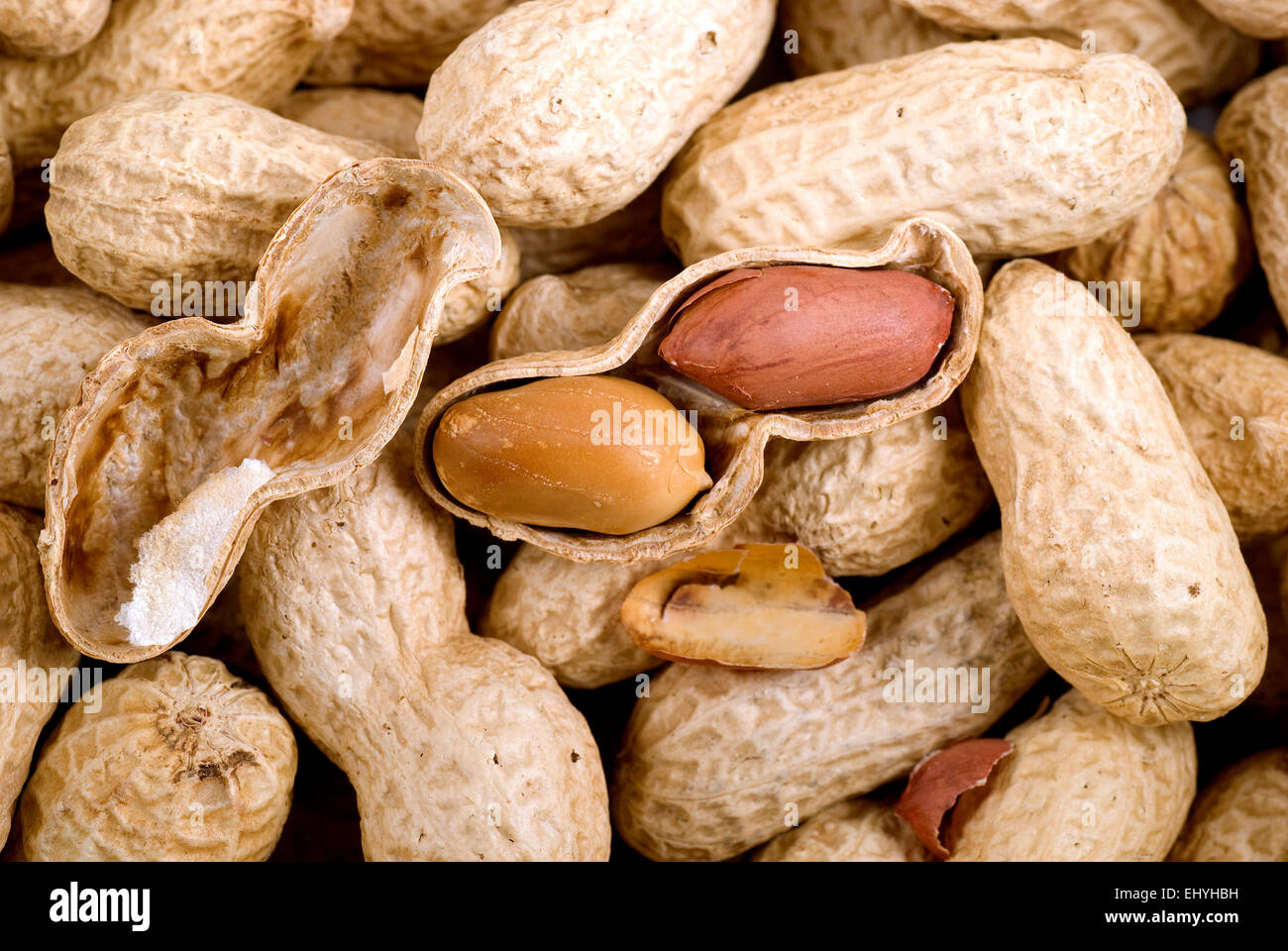 Peanut shell hi-res stock photography and images - Alamy
