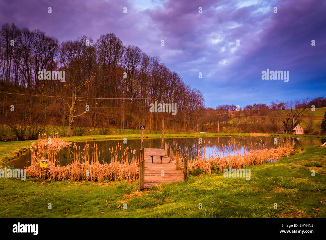 Rural farm pond sunset pier hi-res stock photography and images - Alamy