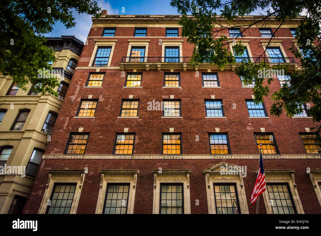 Old brick building in manhattan hi-res stock photography and images - Alamy
