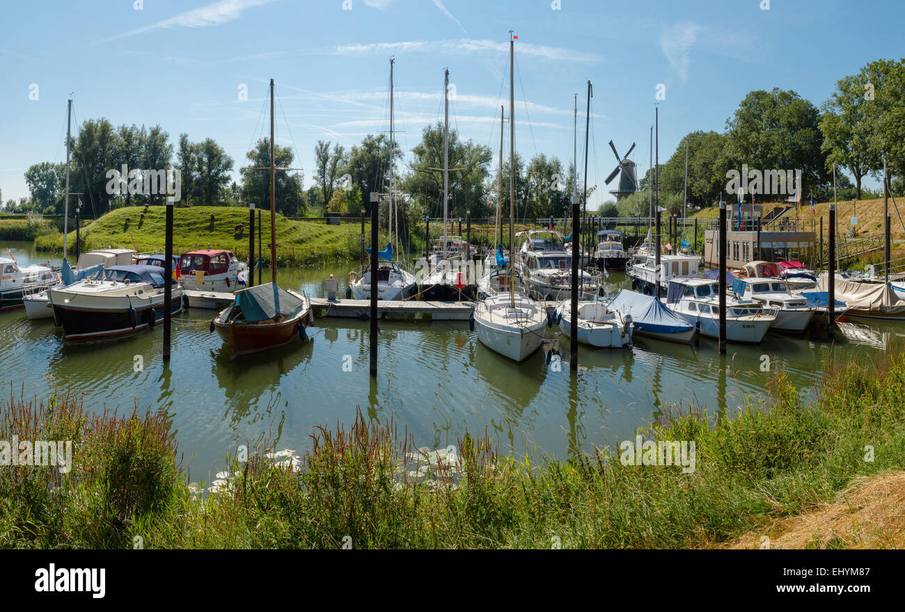 Netherlands, Holland, Europe, Woudrichem, Port, small, sailing boats ...