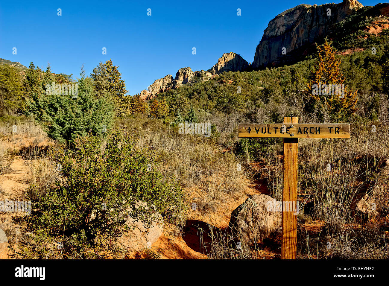 Vultee Arch Trail, Sedona, Arizona, United States Stock Photo - Alamy