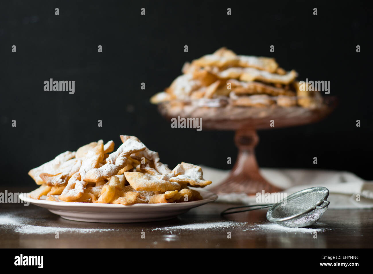 Angel wing cookies hi-res stock photography and images - Alamy