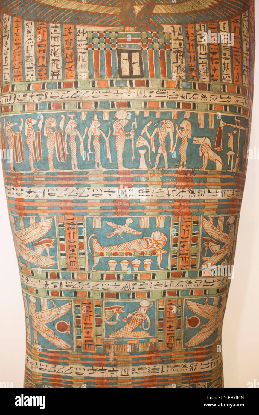 Egyptian mummy coffin hi-res stock photography and images - Alamy