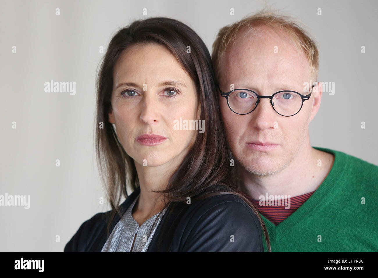 Hamburg, Germany. 18th Mar, 2015. Austrian actors Maria Koestlinger (L ...