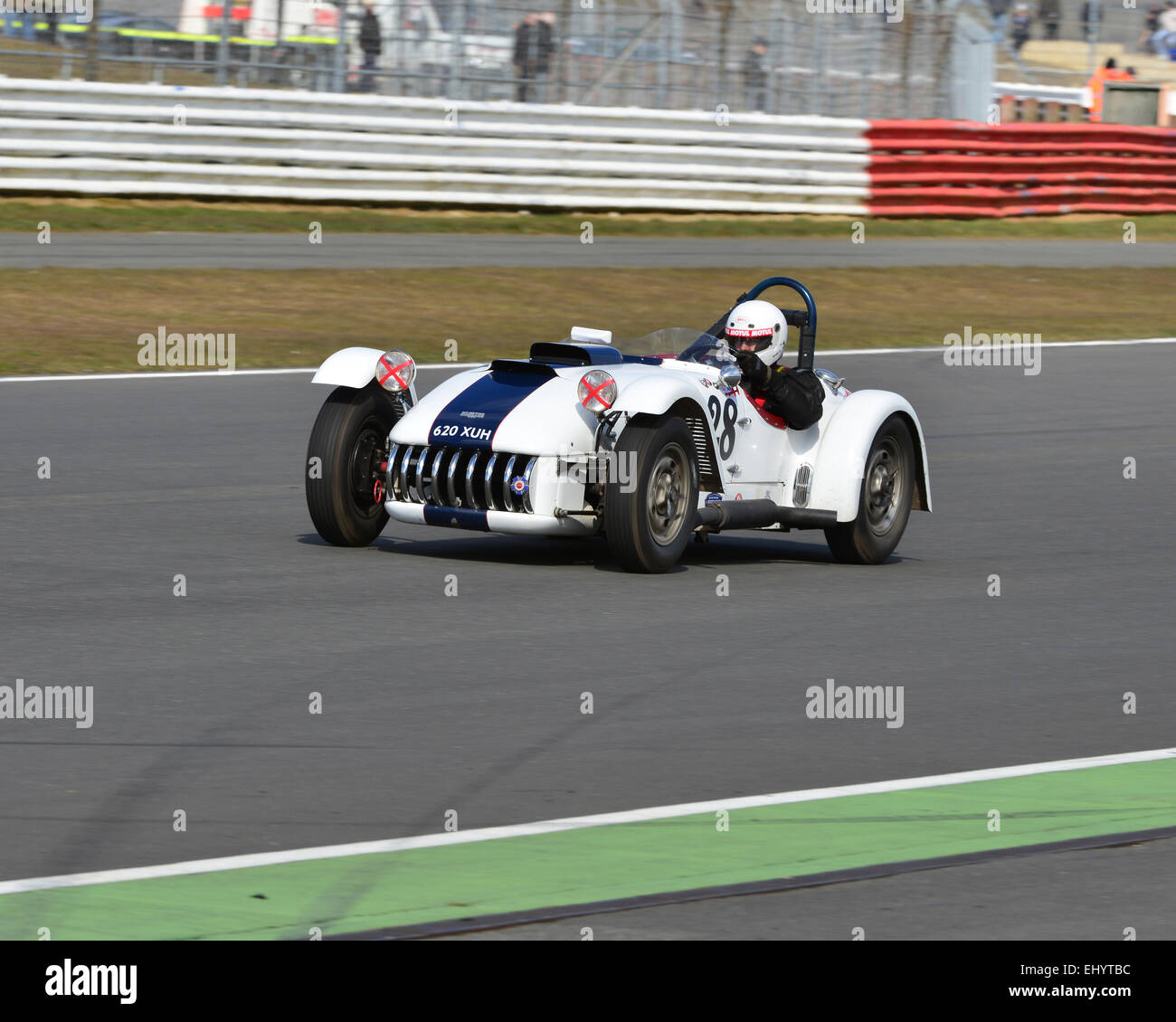 Geraint Owen in a Kurtis 500S, 620 XUH, in the 50s Sports Cars XK ...
