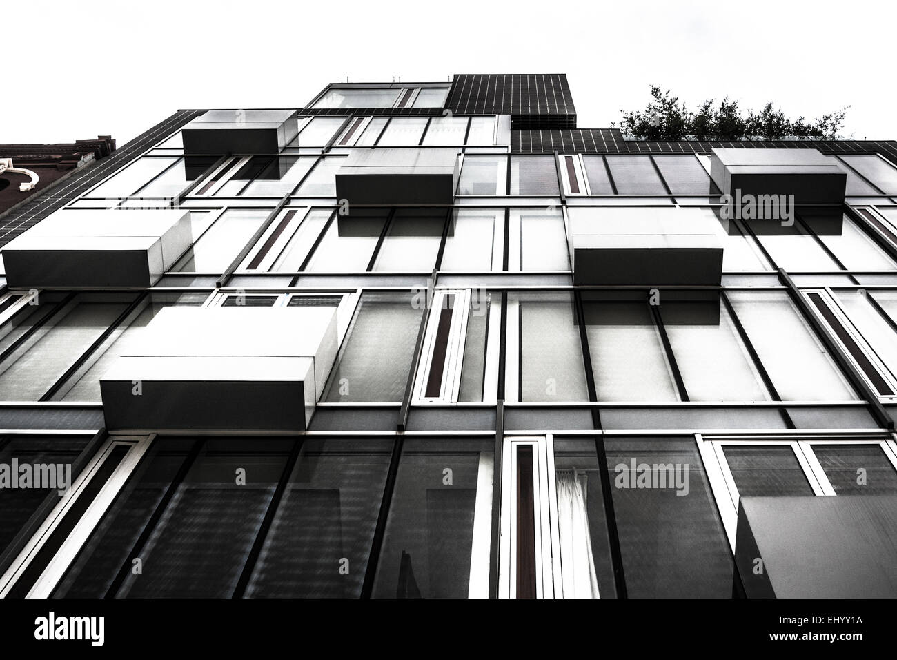 Modern architecture skyline street building hi-res stock photography ...