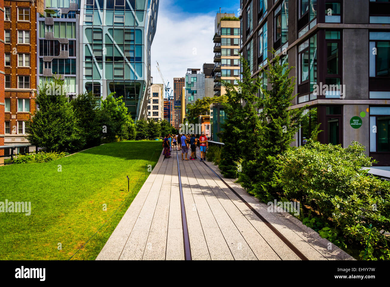 Modern buildings along the High Line in Manhattan, New York Stock Photo ...