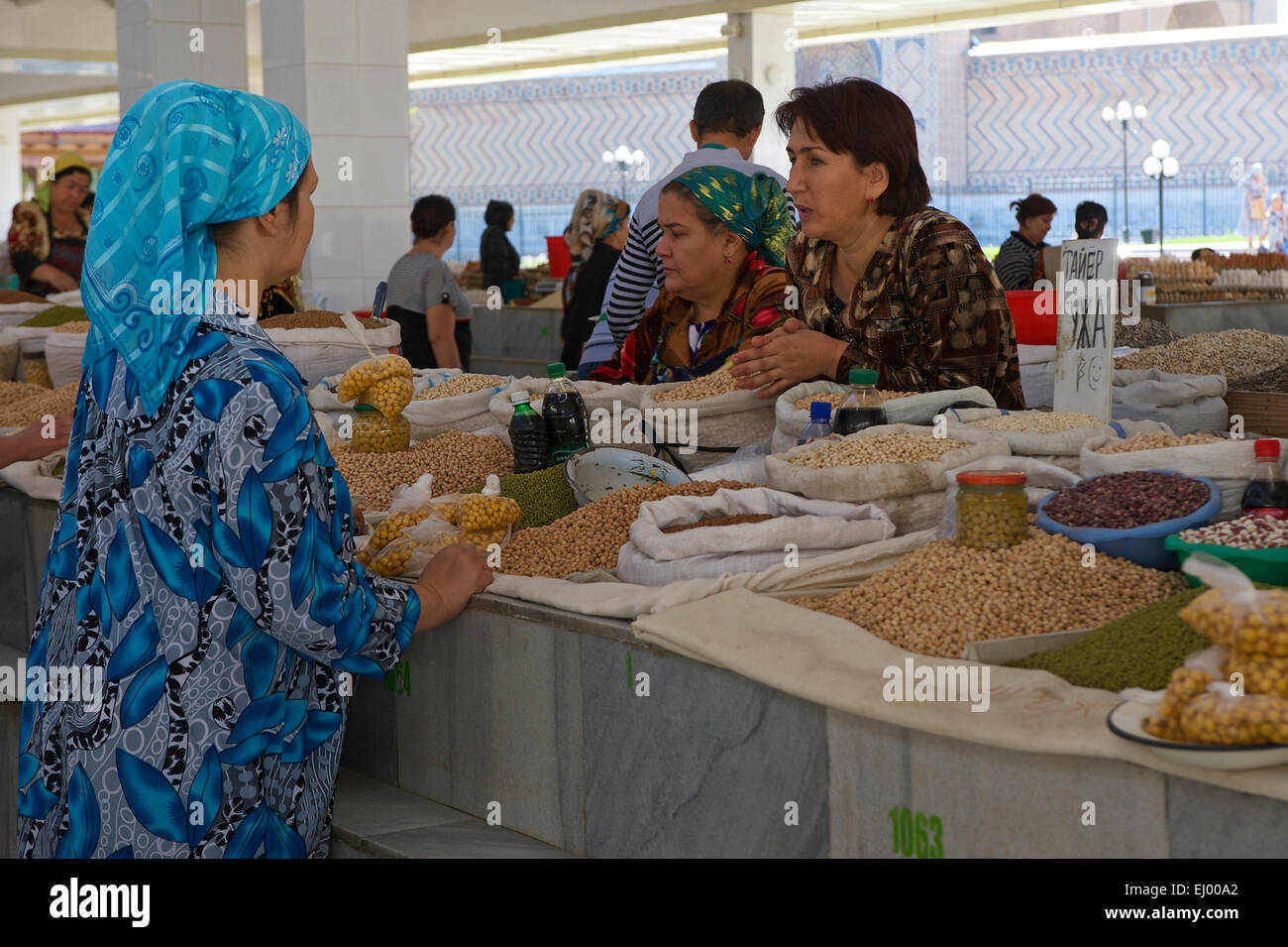 Asia, Uzbekistan, Central Asia, silk road, outside, market stall, state ...