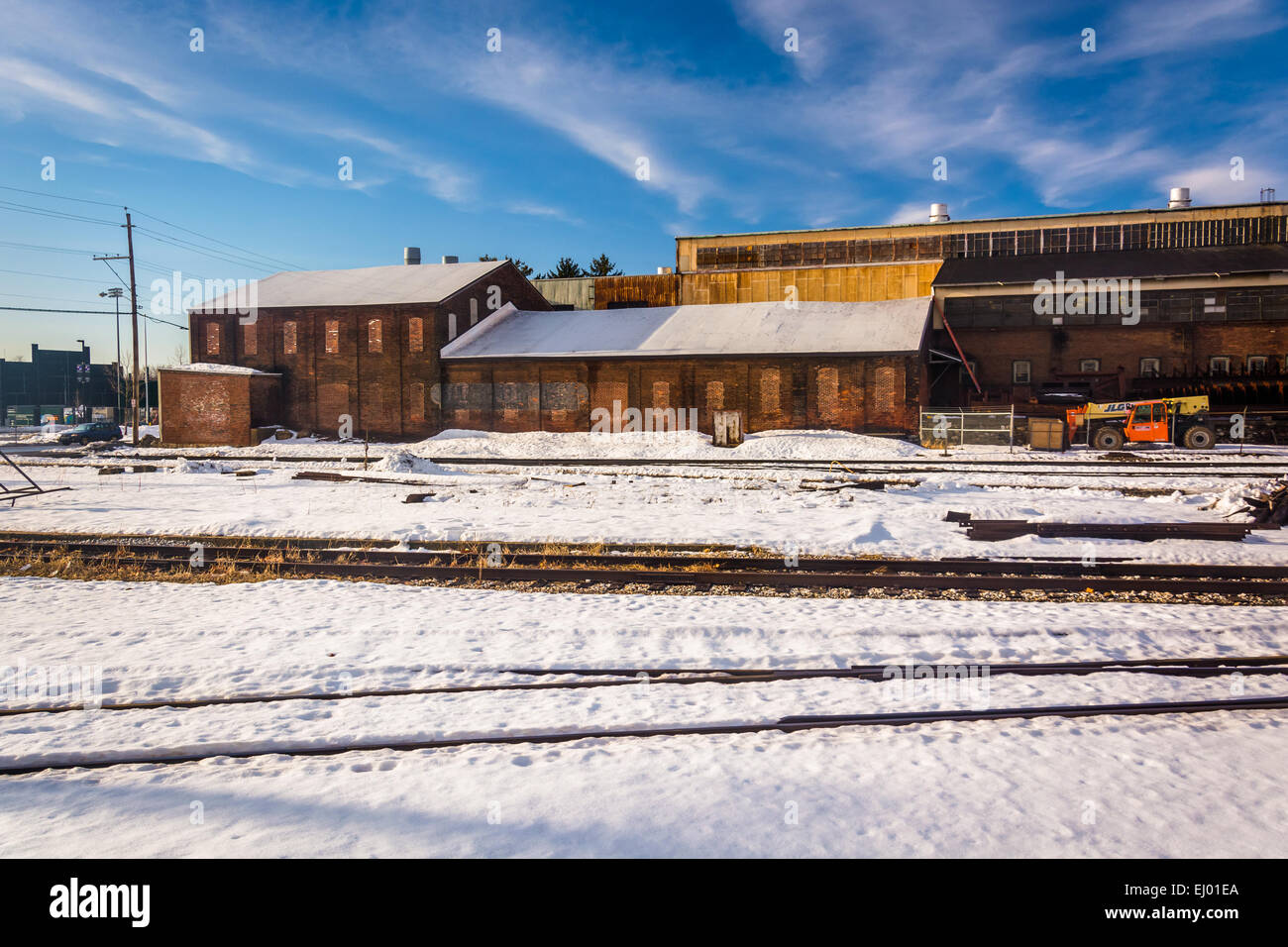 Old buildings and railroad tracks in York, Pennsylvania Stock Photo - Alamy