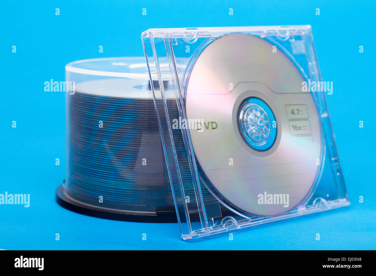 Close view of a bundle of virgin compact discs Stock Photo - Alamy
