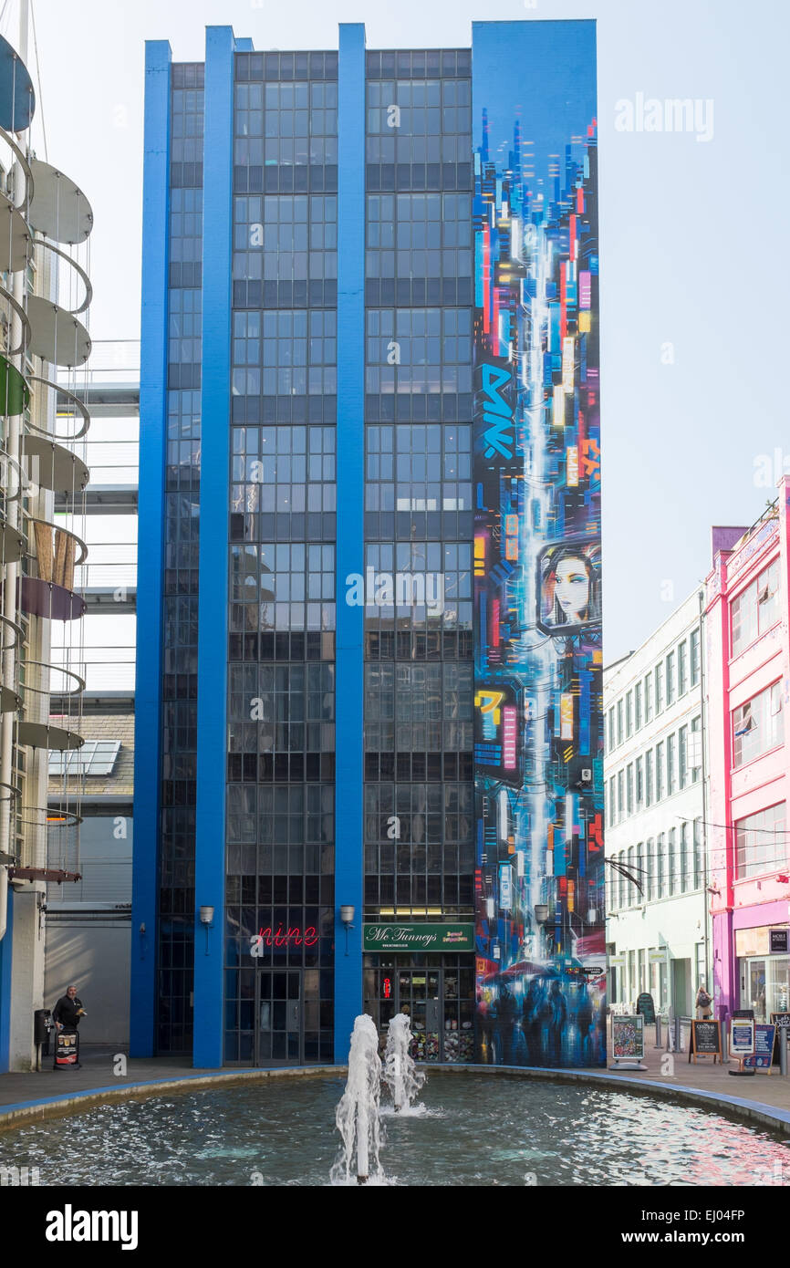 Painted building in Birmingham's Custard Factory, Digbeth Stock Photo ...