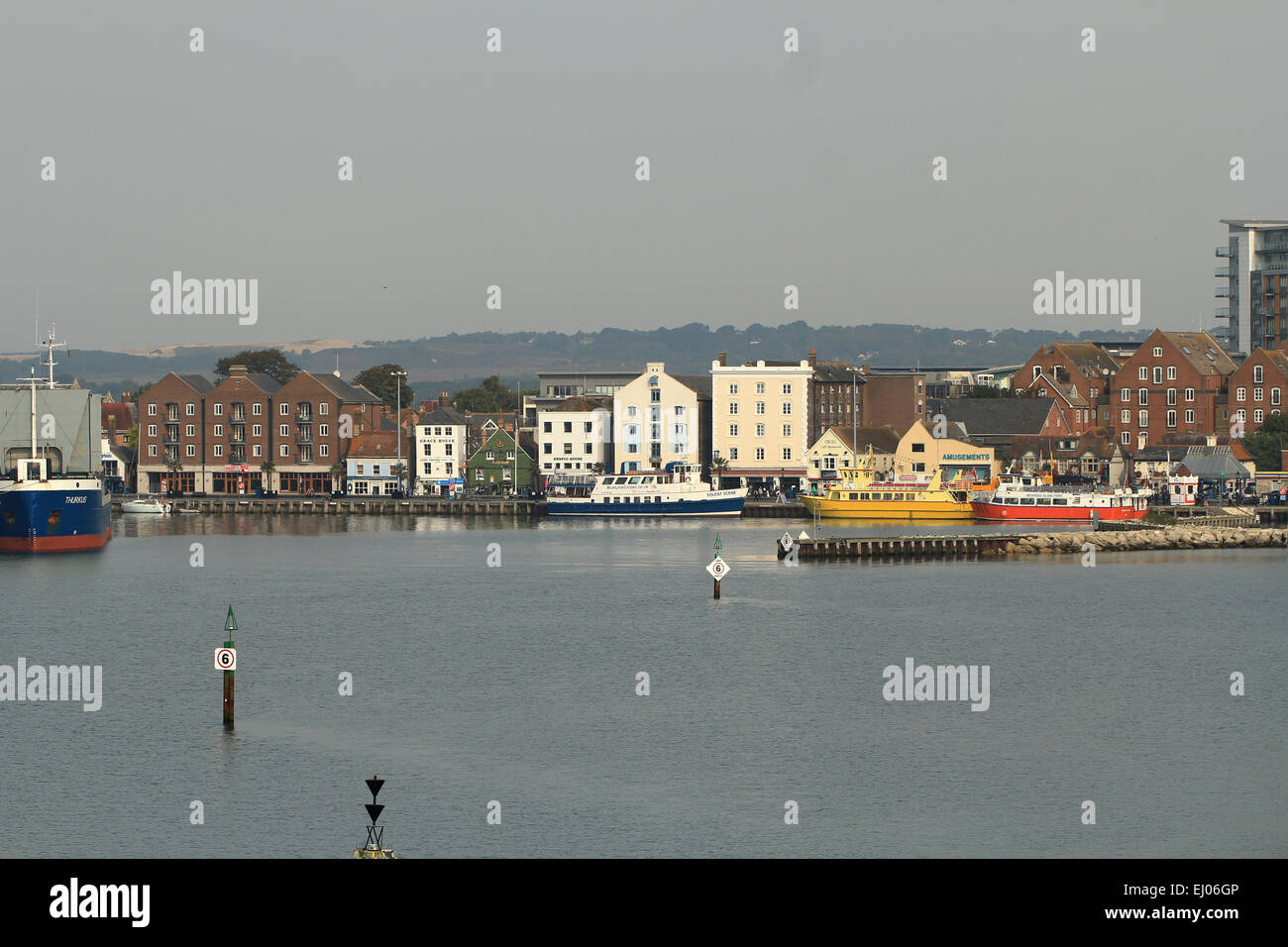 Poole quayside hi-res stock photography and images - Alamy