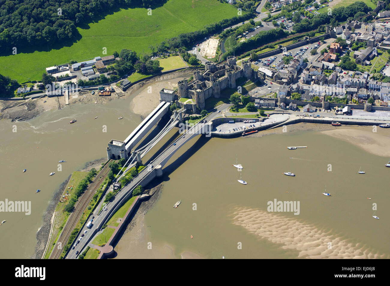Conwy castle aerial hi-res stock photography and images - Alamy