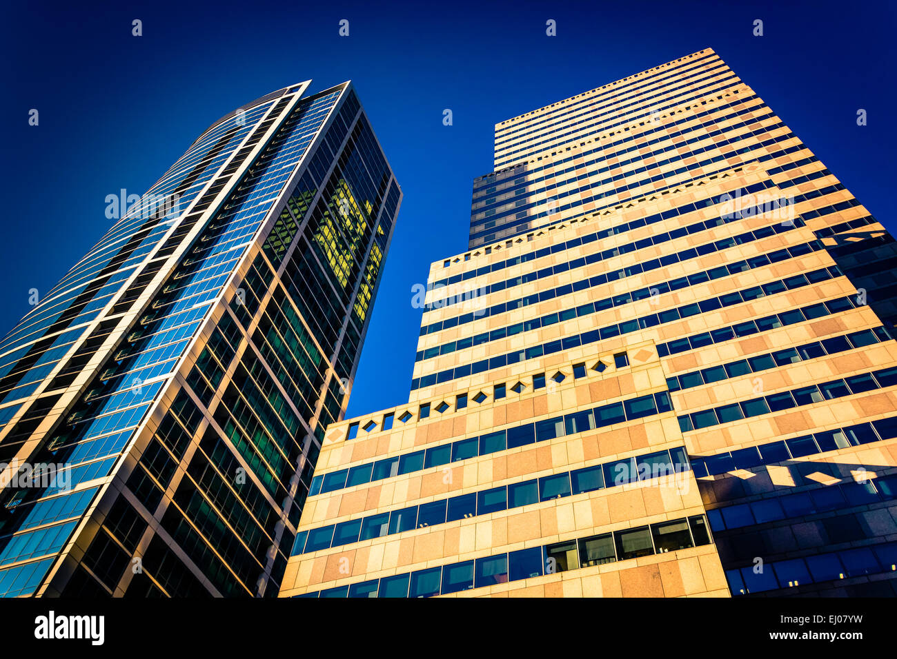 Future city skyline hi-res stock photography and images - Alamy