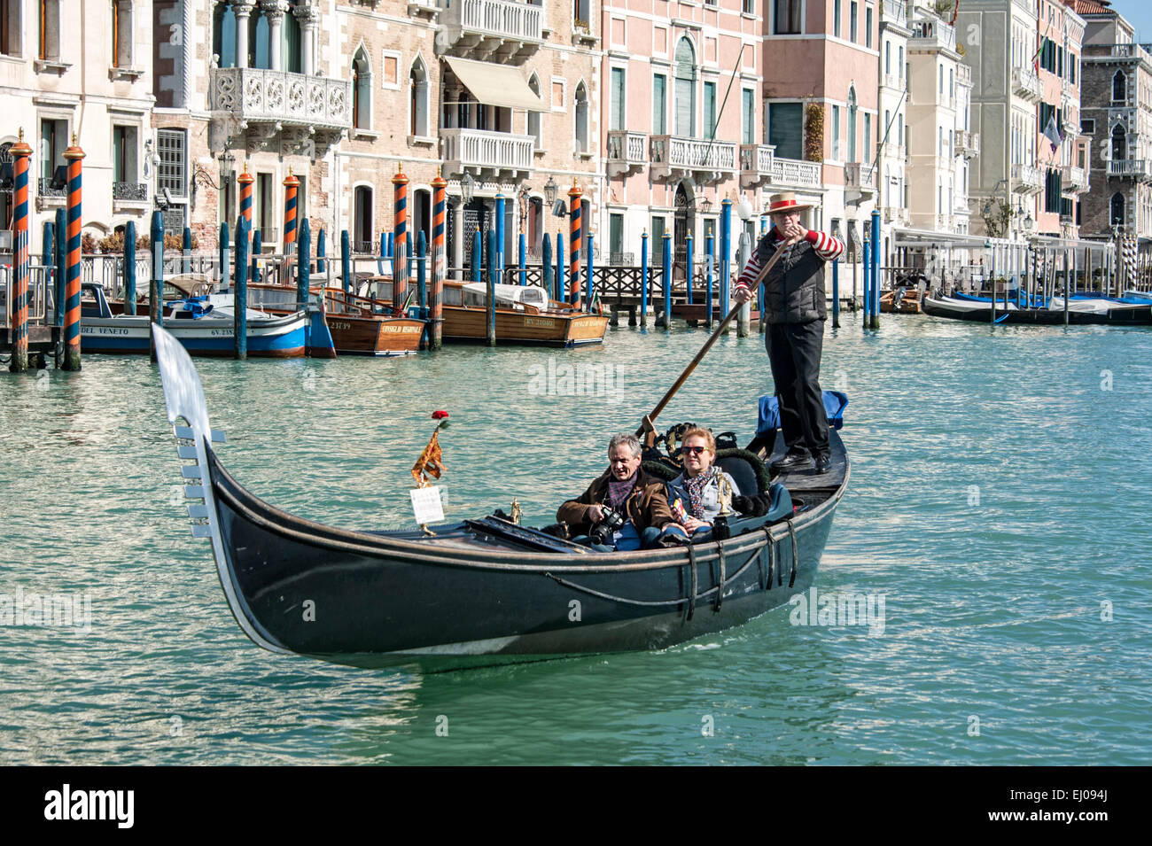 Gondola venedig hi-res stock photography and images - Alamy