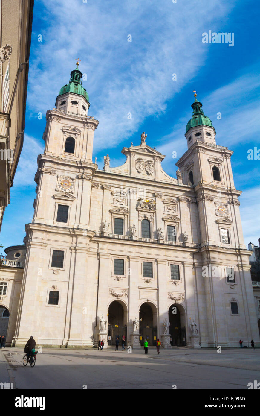 Dom zu Salzburg, cathedral, Domplatz, Altstadt, old town, Salzburg ...