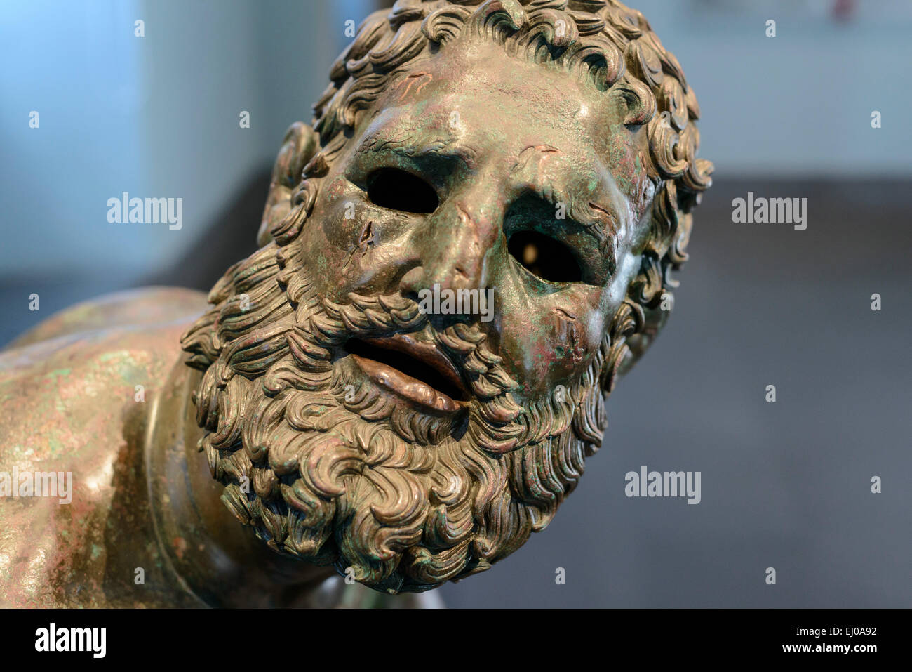 Ancient statue of Boxer Museo Nazionale Romano Palazzo Massimo alle ...
