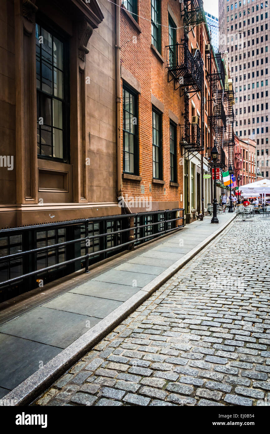 Stone street manhattan new york hi-res stock photography and images - Alamy
