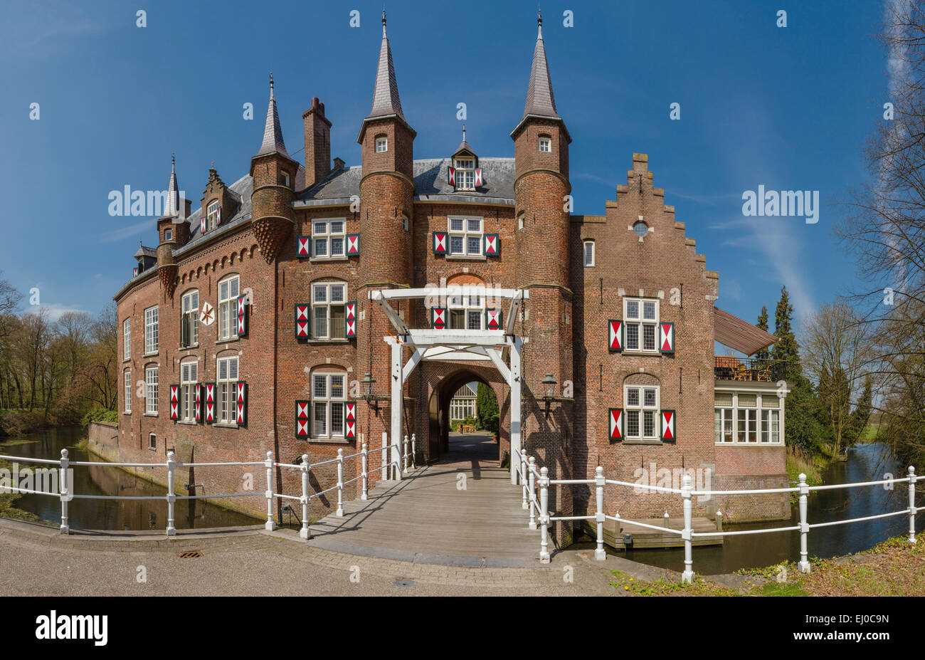 Vught, Netherlands, Holland, Europe, castle, spring, drawbridge ... Vught, Netherlands, Holland, Europe, castle, spring, drawbridge ...