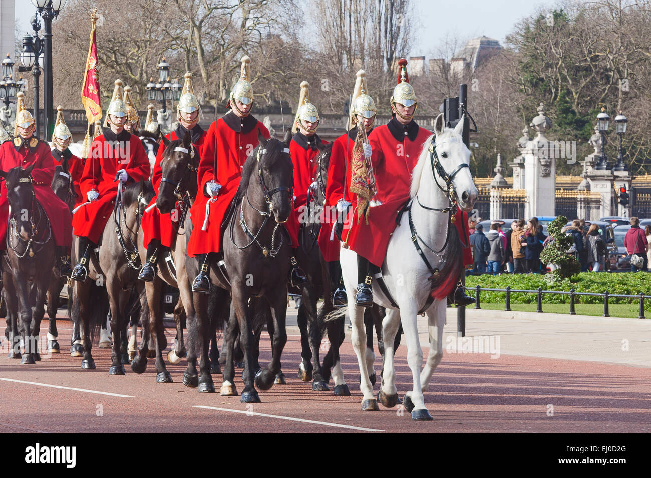 London, The Mall A detachment of The Life Guards en route to changing ...