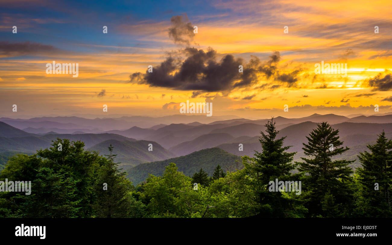 Sunset over the Appalachian Mountains from Caney Fork Overlook on the ...