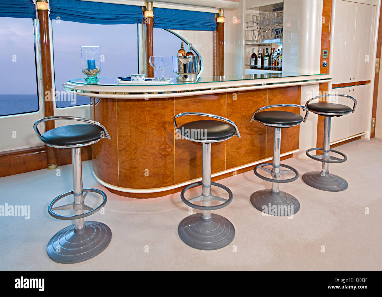 Luxury yacht bar saloon Stock Photo - Alamy