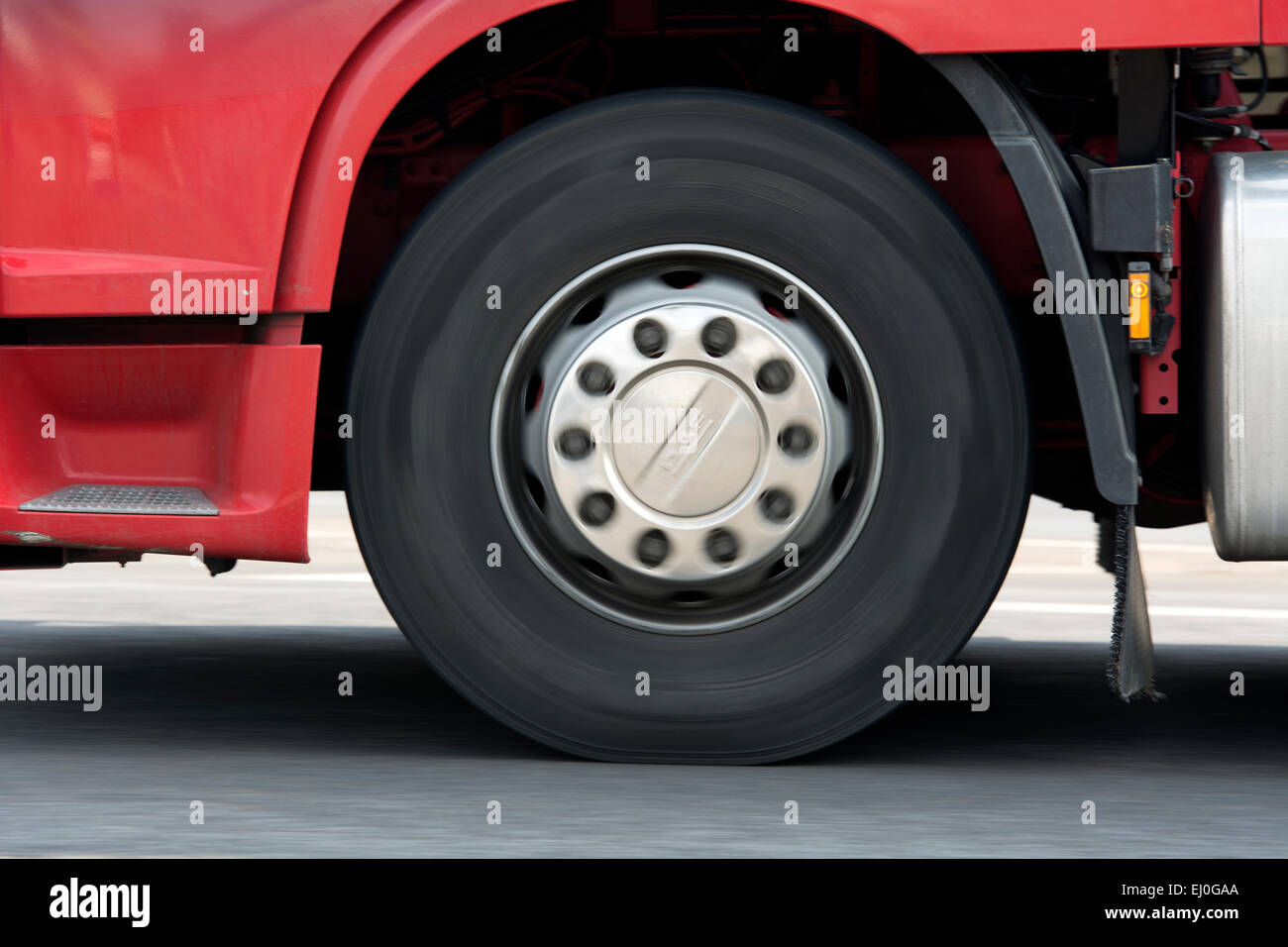 Hgv Wheel Stock Photos & Hgv Wheel Stock Images - Alamy