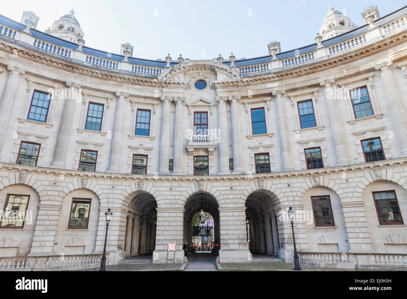 Treasury building london hi-res stock photography and images - Alamy